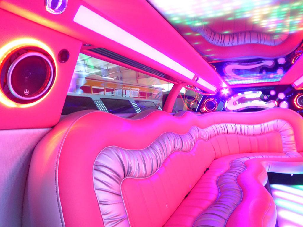 Pink El'Li Limousinenservice - Pinke Stretchlimousine mieten!